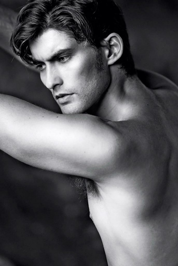 Milan - Kross Models